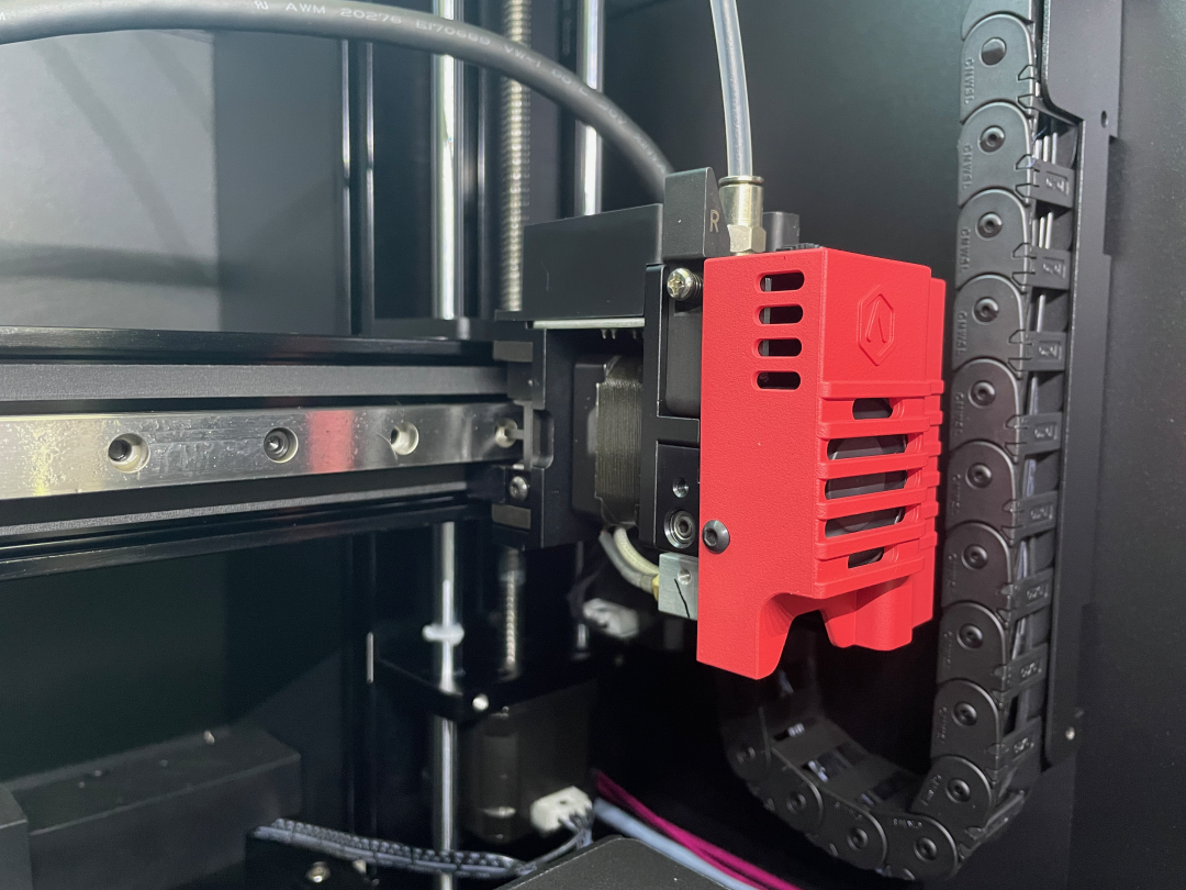 Raise3D E2CF review: a compact carbon-fiber low-volume production 3D printer for under 4k€? - Aniwaa